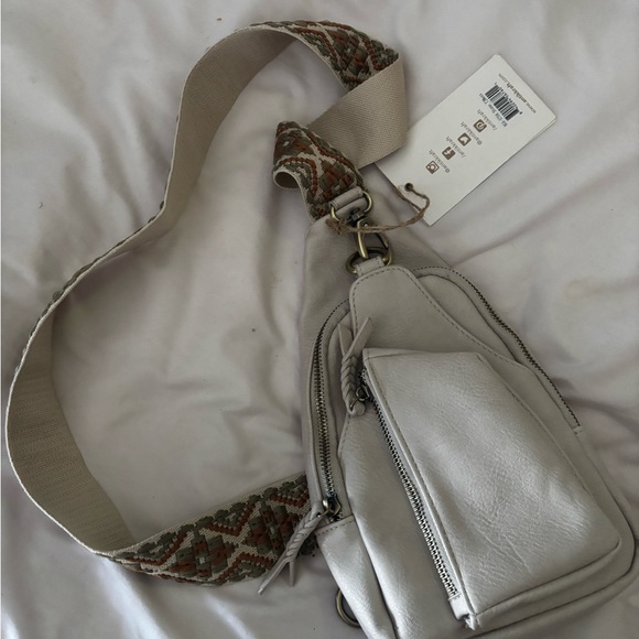 Bags | Stylish Beige Crossbody Bag | Poshmark